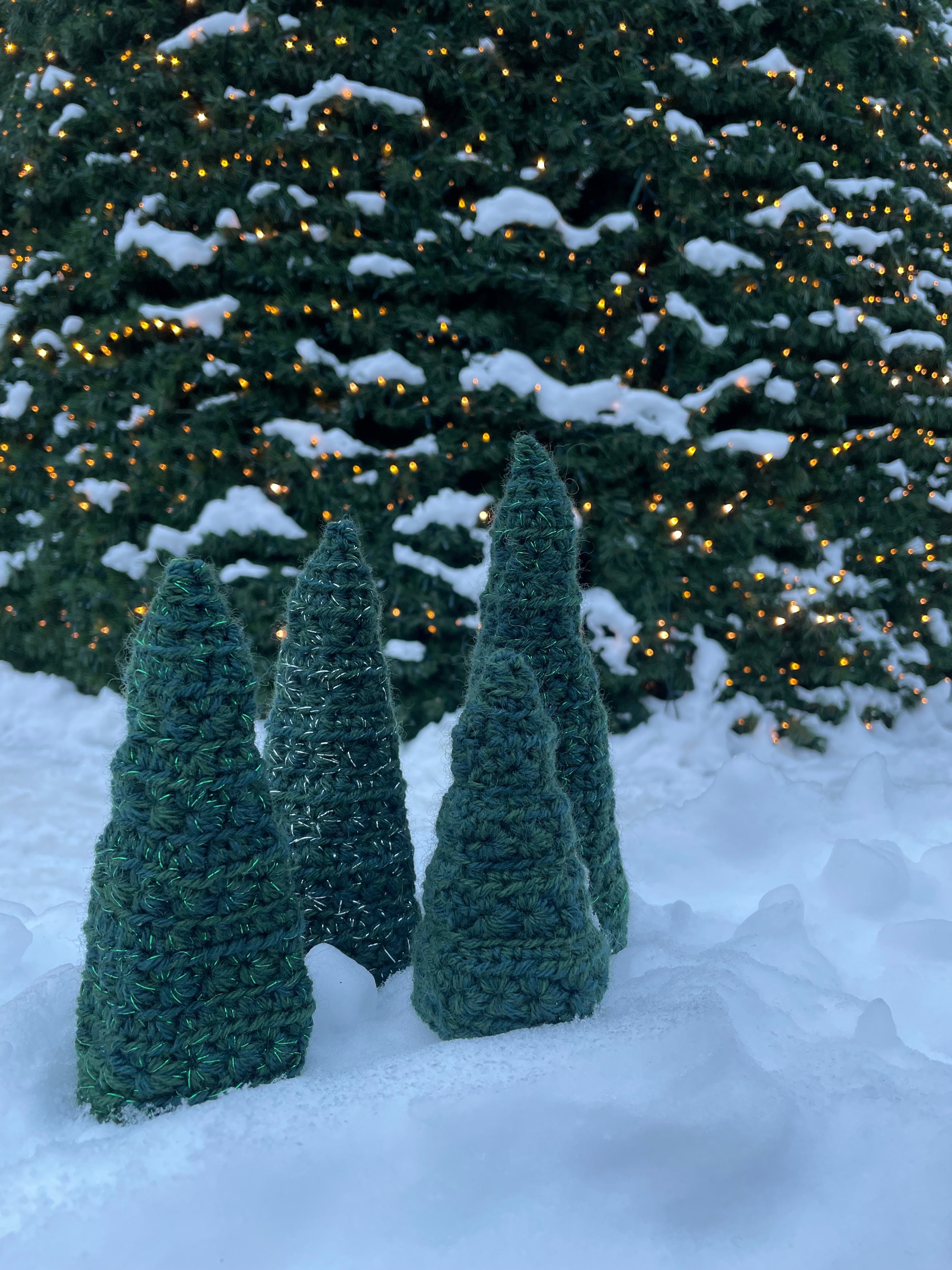 Lotus Christmas Tree – Lunafreyja Design